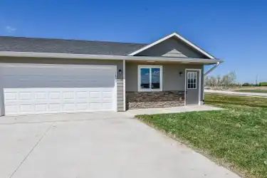 680 S Marion St unit 727 High St. - Boone, IA | Rent.