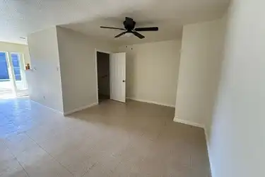 2600 S Flores St #7C - San Antonio, TX | Rent.