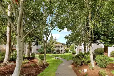 Maple Park Apartments - 1743 E Maple St - Bellingham, WA | Rent.
