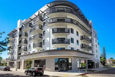 The Fairfax Flats - 5801 W Pico Blvd - Los Angeles, CA | Rent.