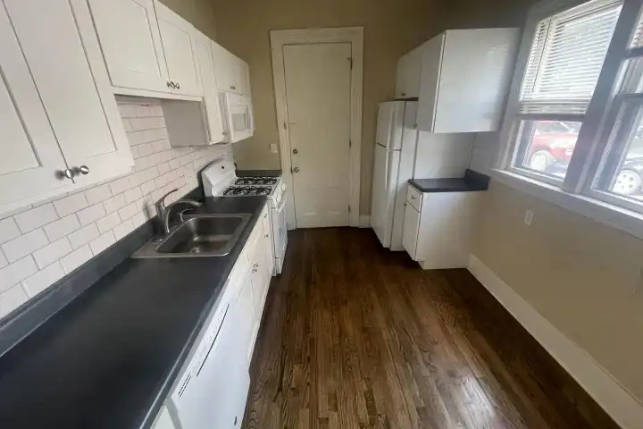 49 Vick Park A unit Unit 1 - Rochester, NY | Rent.