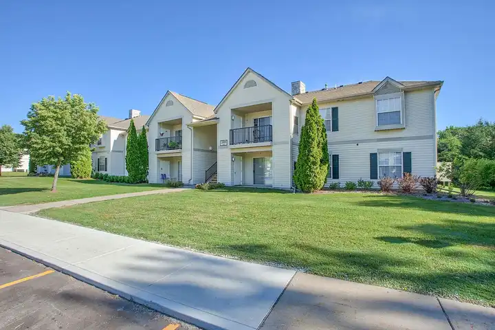 Lakeshore Village Apartments - 2812 Ontario Ct - Howell, MI | Rent.
