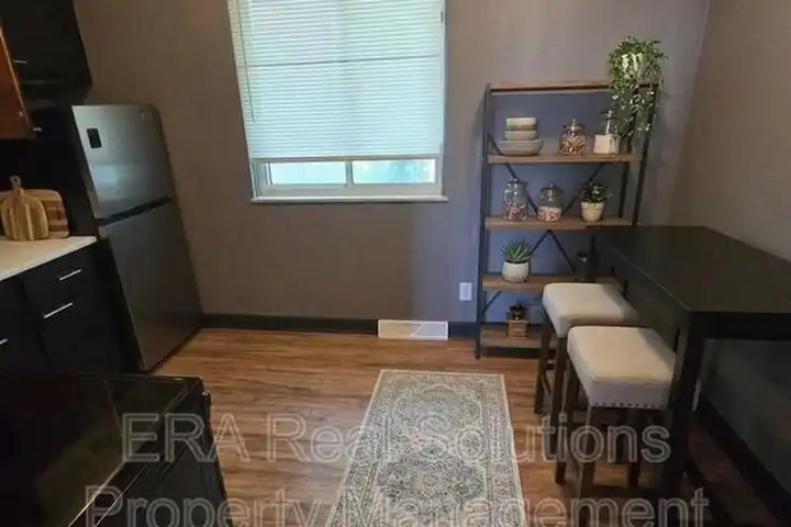 375 S Burgess Ave - Columbus, OH | Rent.