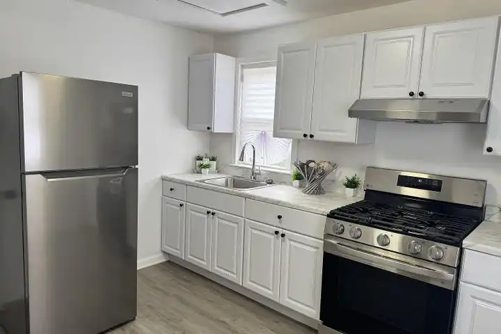 7267 Benedict Ave - Benedict, MD | Rent.