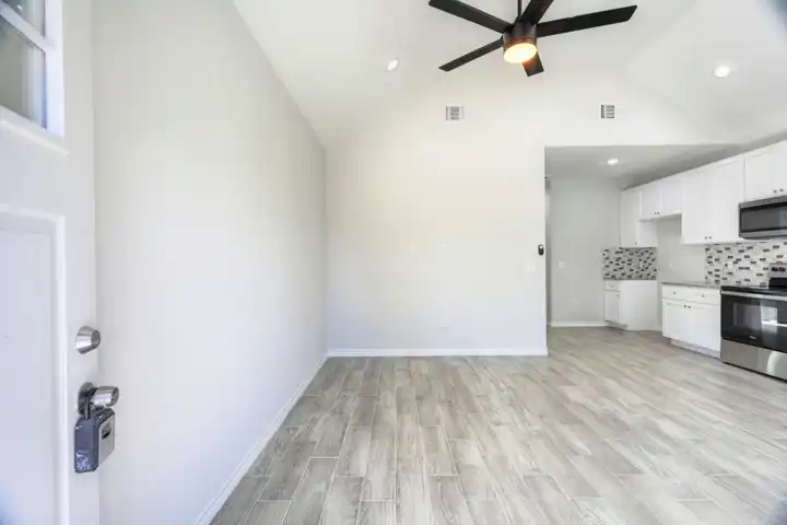 10085 Calendar St - Willis, TX | Rent.