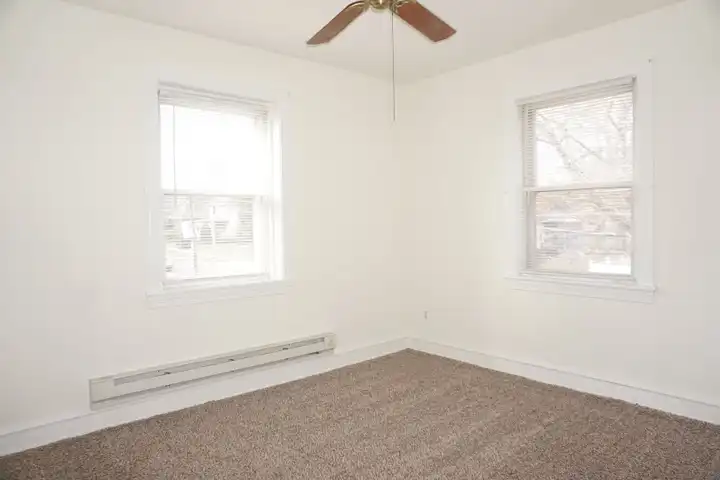 420 Edmonds Ave unit 1 - Drexel Hill, PA | Rent.
