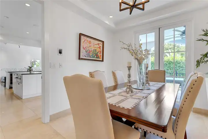 350 Redwood Ln - Key Biscayne, FL | Rent.