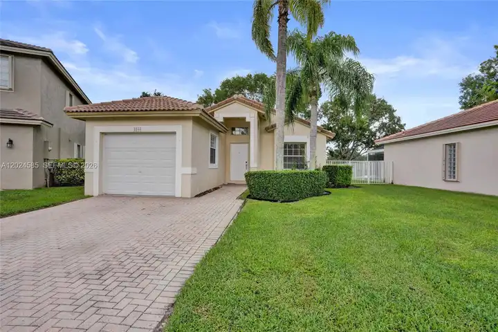 4108 Sapphire Terrace - Weston, FL | Rent.