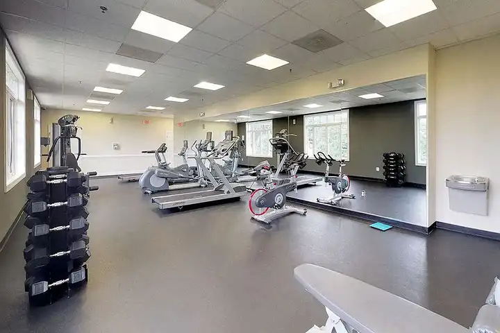 Woodlee Terrace Apartments - 12525 Gordon Blvd - Woodbridge, VA | Rent.