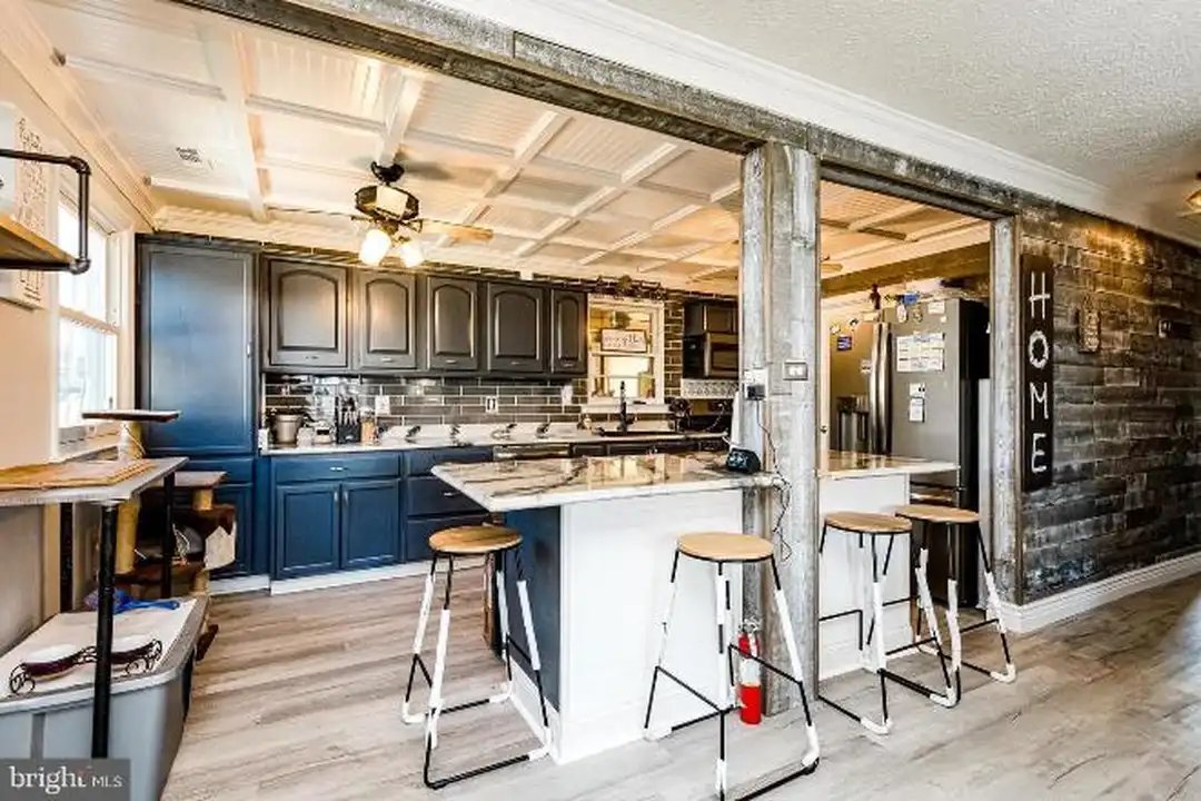 5811 Larsen St - Glen Burnie, MD | Rent.