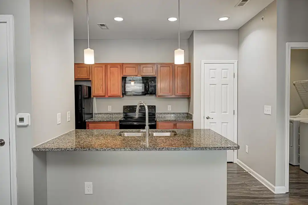 Slate Run Lofts and Apartments - 9555 International Cir - Indianapolis ...