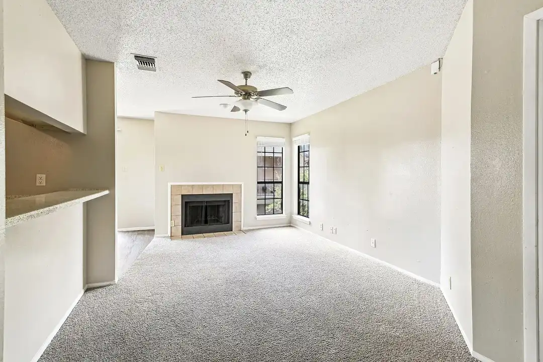 Bandera Crossing - 9821 Camino Villa - San Antonio, TX | Rent.