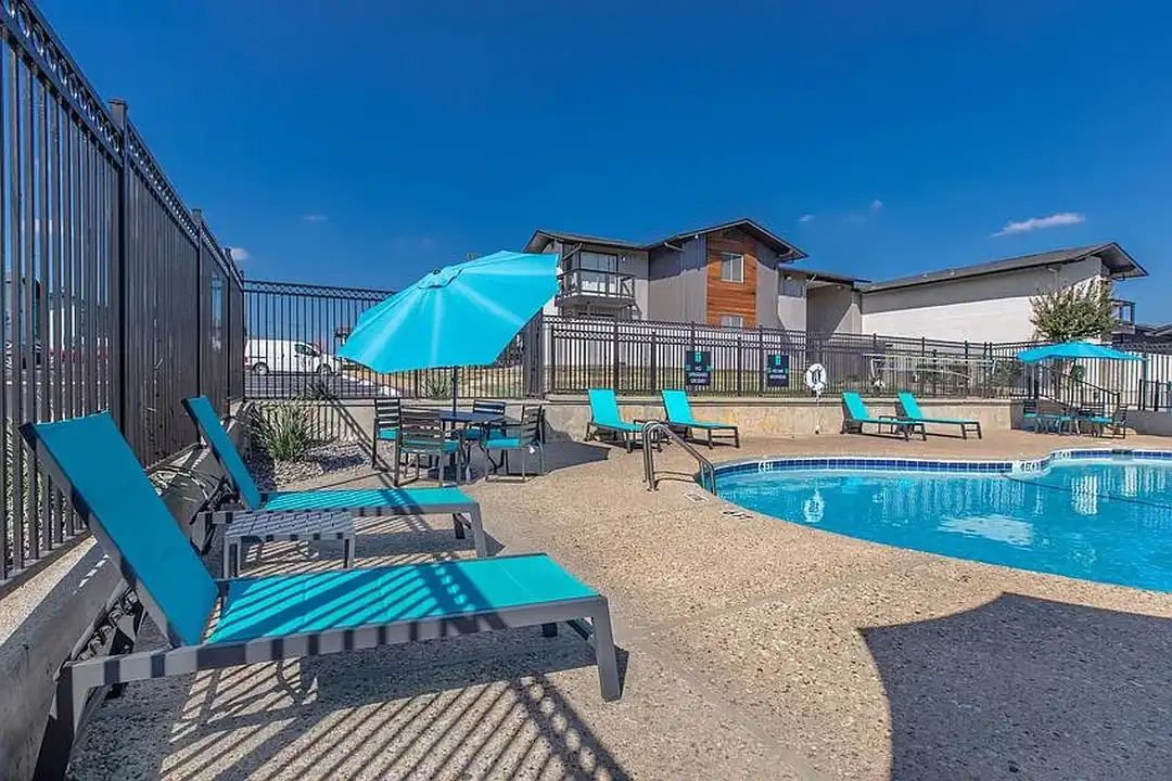 Tree Top Apartments - 1933 S State Highway 161 - Grand Prairie, TX | Rent.
