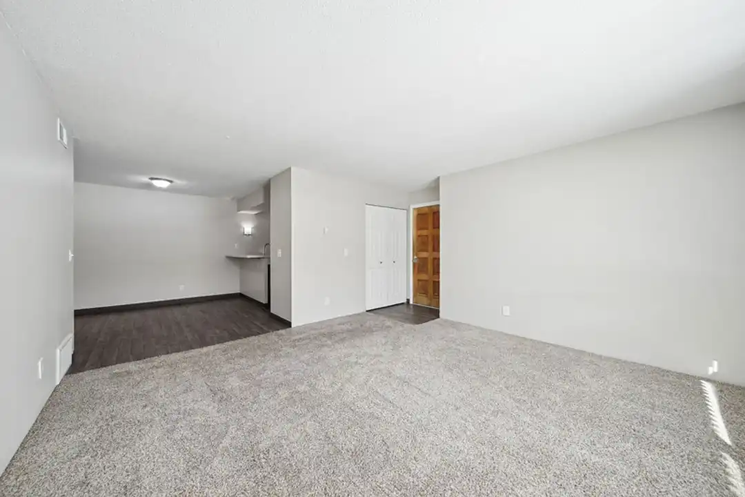 Fox Grove Apartments - 55 Stringham Rd - Battle Creek, MI | Rent.