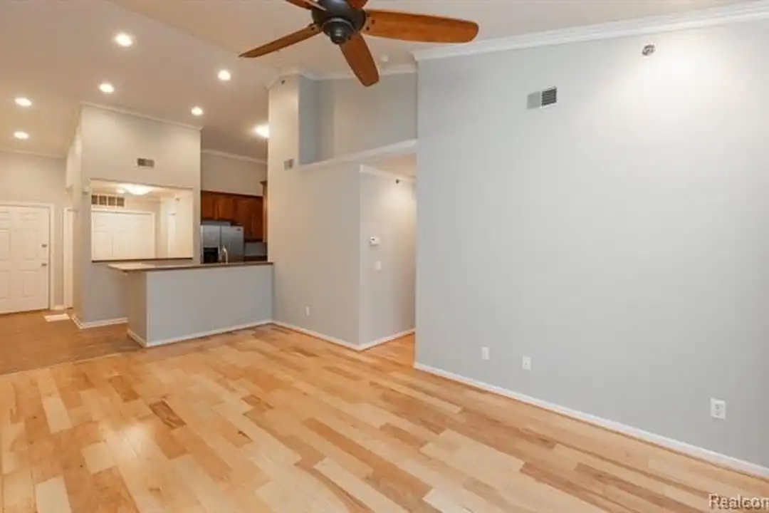 6600 Trillium Village Ln #23 - Clarkston, MI | Rent.