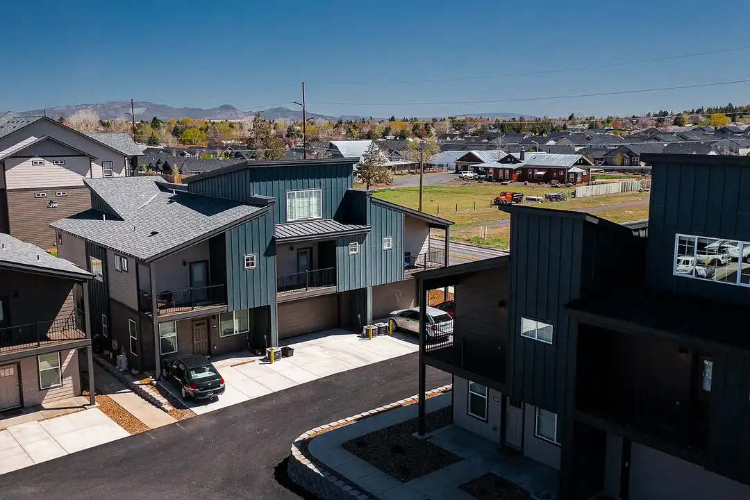 The Reserve at Metolius - 3570 SW Metolius Ave - Redmond, OR | Rent.