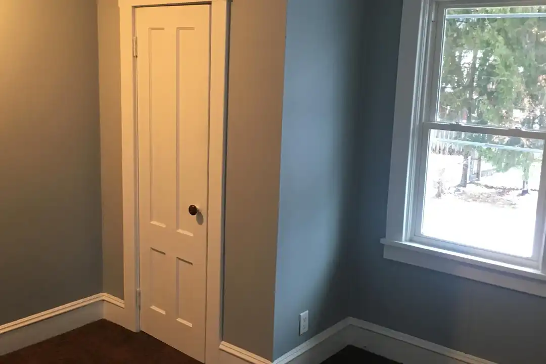 738 W 1st St unit 2 - Elmira, NY | Rent.