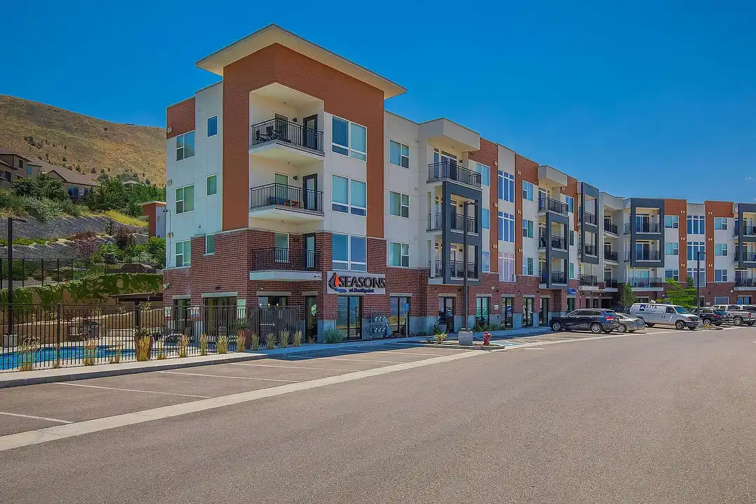 Seasons at Southpoint - 14747 S Draper Pointe Way - Draper, UT | Rent.