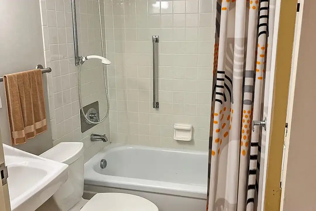 Nazareth Towers Senior Apartments - 62+ - 300 E Rich St - Columbus, OH ...