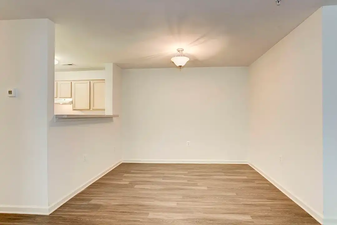 County Center Crossing - 7000 Lakota Dr - Woodbridge, VA | Rent.