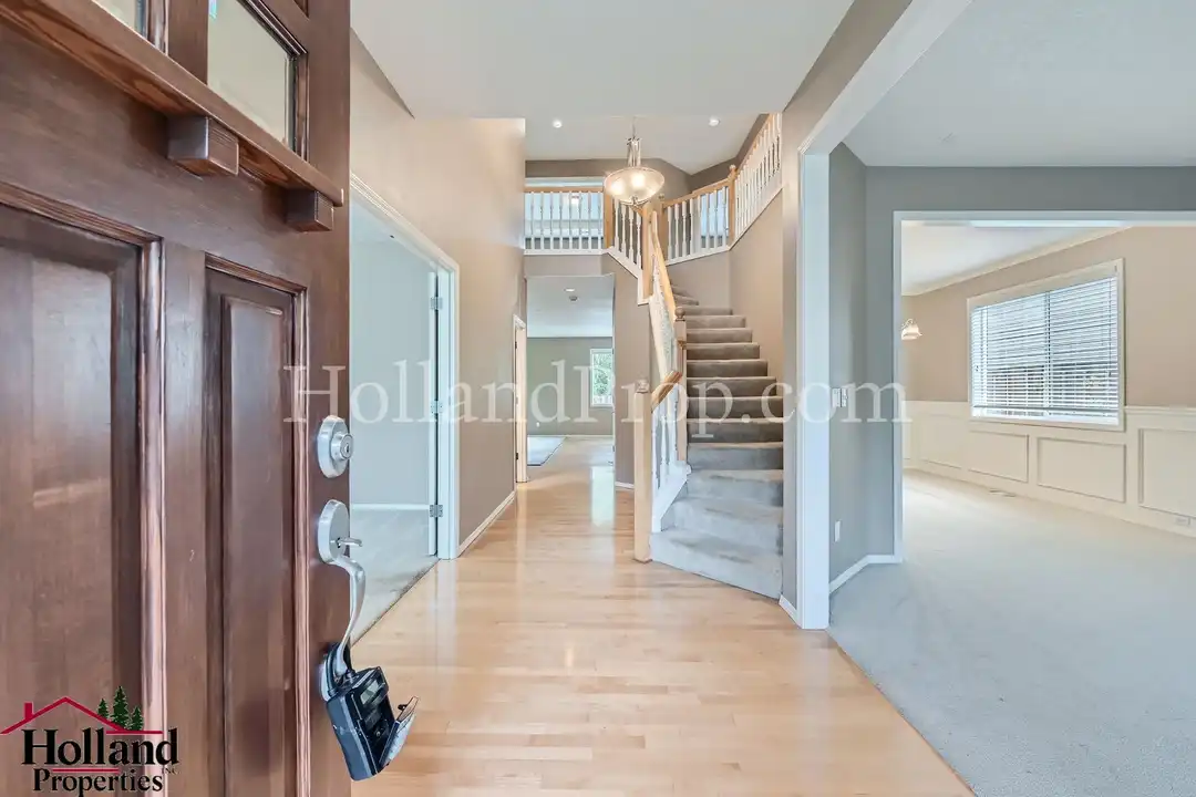 13689 NW Stonebridge Dr - Portland, OR | Rent.