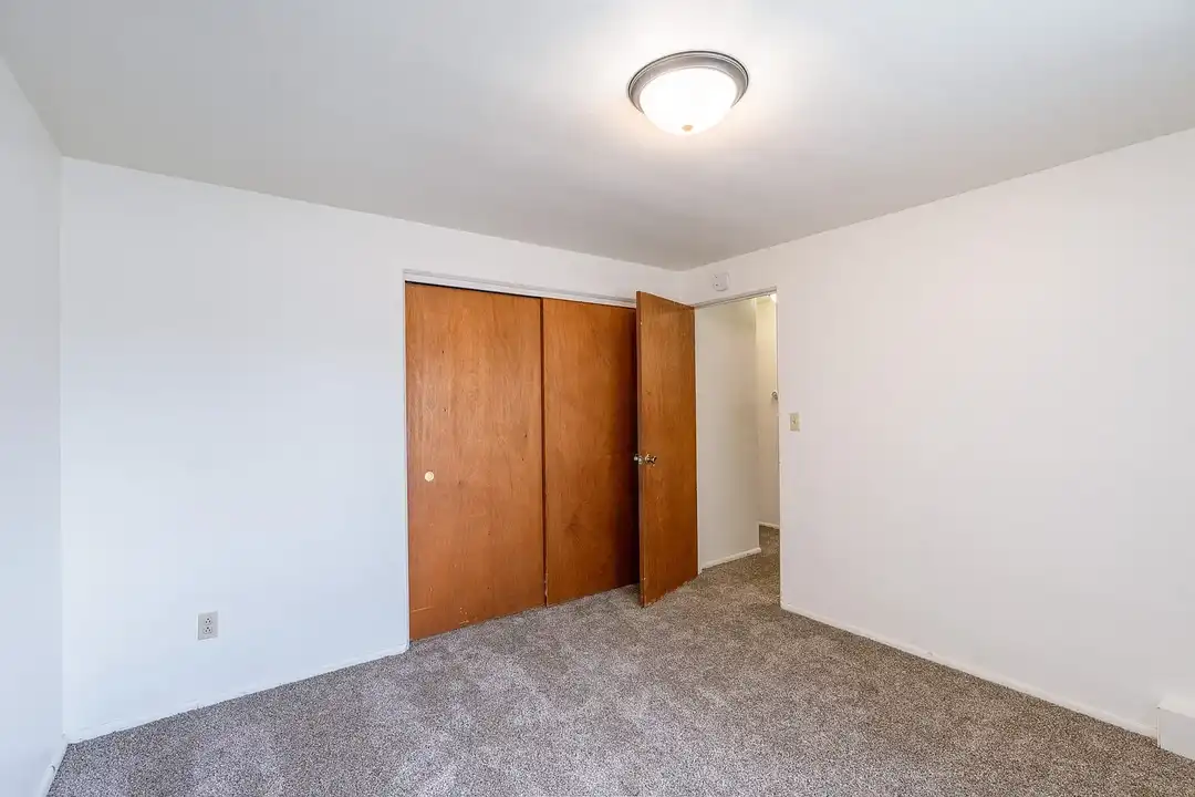 Spring - 2901 8th St N - Fargo, ND | Rent.