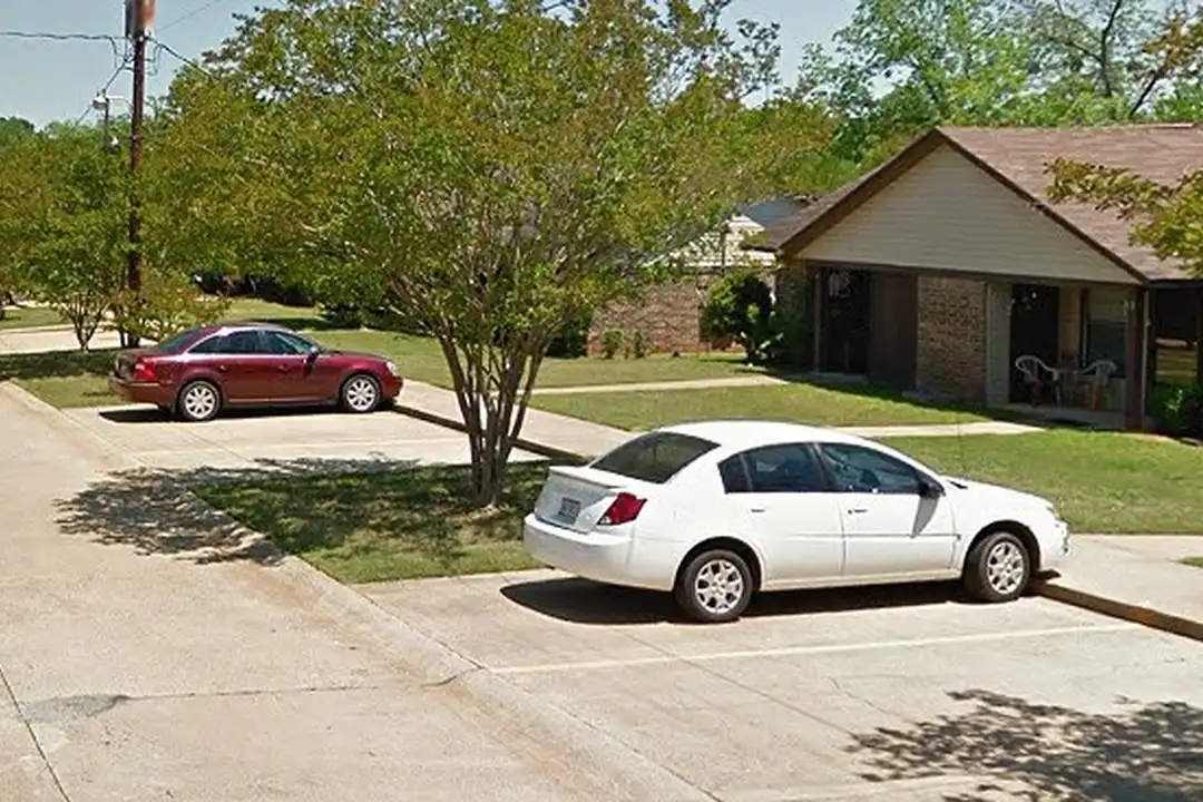 202 Keasler - Hughes Springs, TX | Rent.