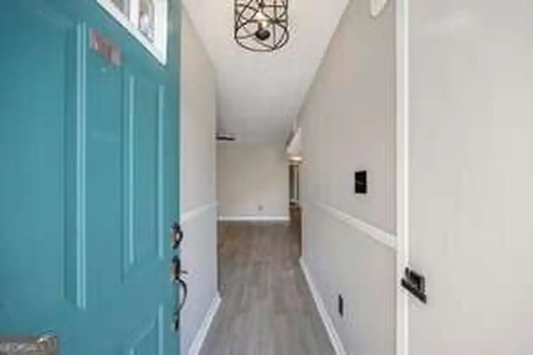 9432 Cypress Ln - Jonesboro, GA | Rent.