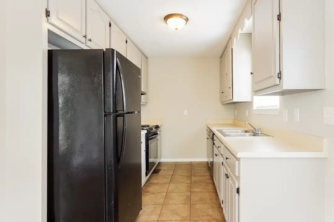 2012 Russet Meadows Ct - Hoover, AL | Rent.