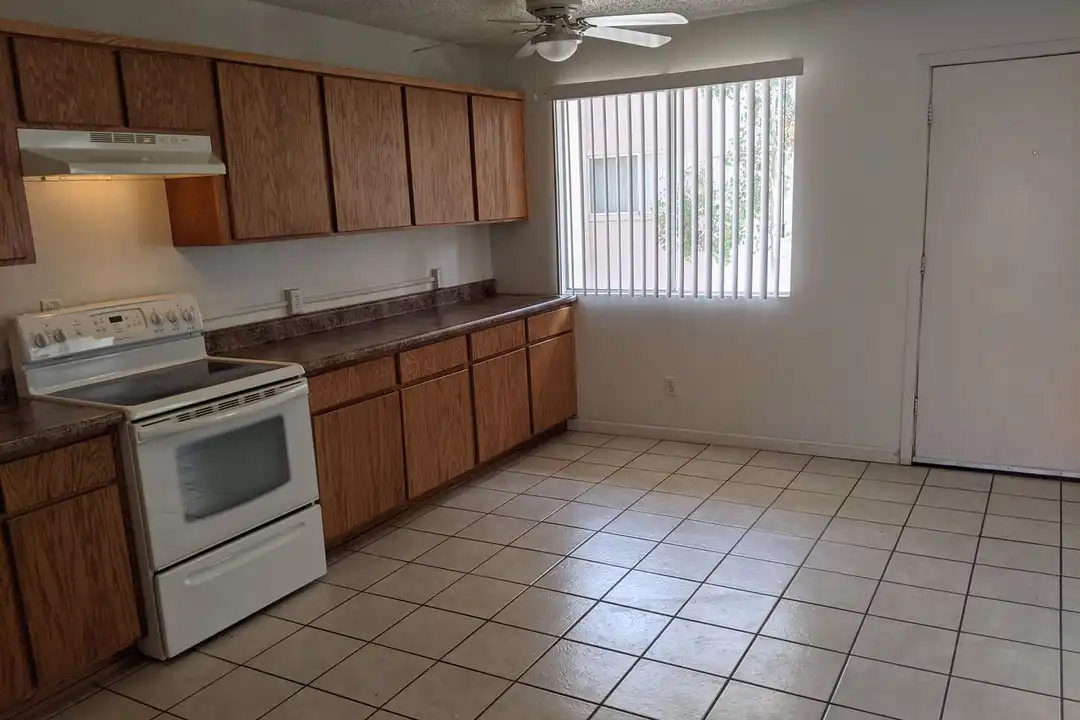 2621 S Virginia Dr unit 133 - Yuma, AZ | Rent.