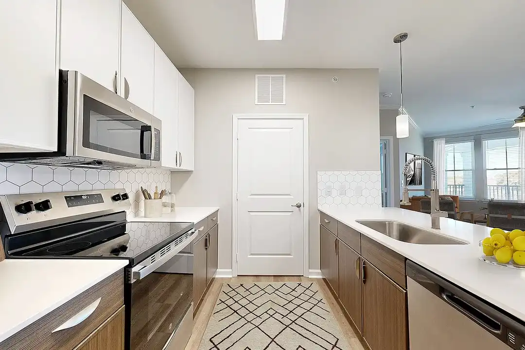 Talison Row at Daniel Island Apartments - 480 Seven Farms Dr - Daniel ...