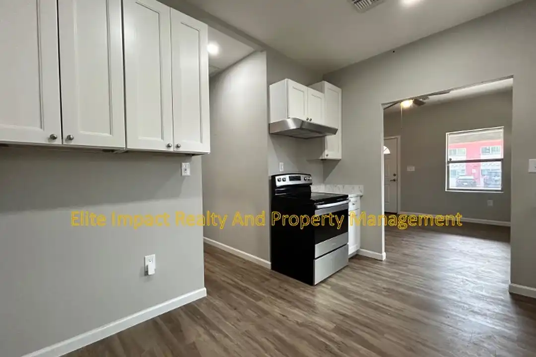 1330 N Tyndall Ave - Tucson, AZ | Rent.