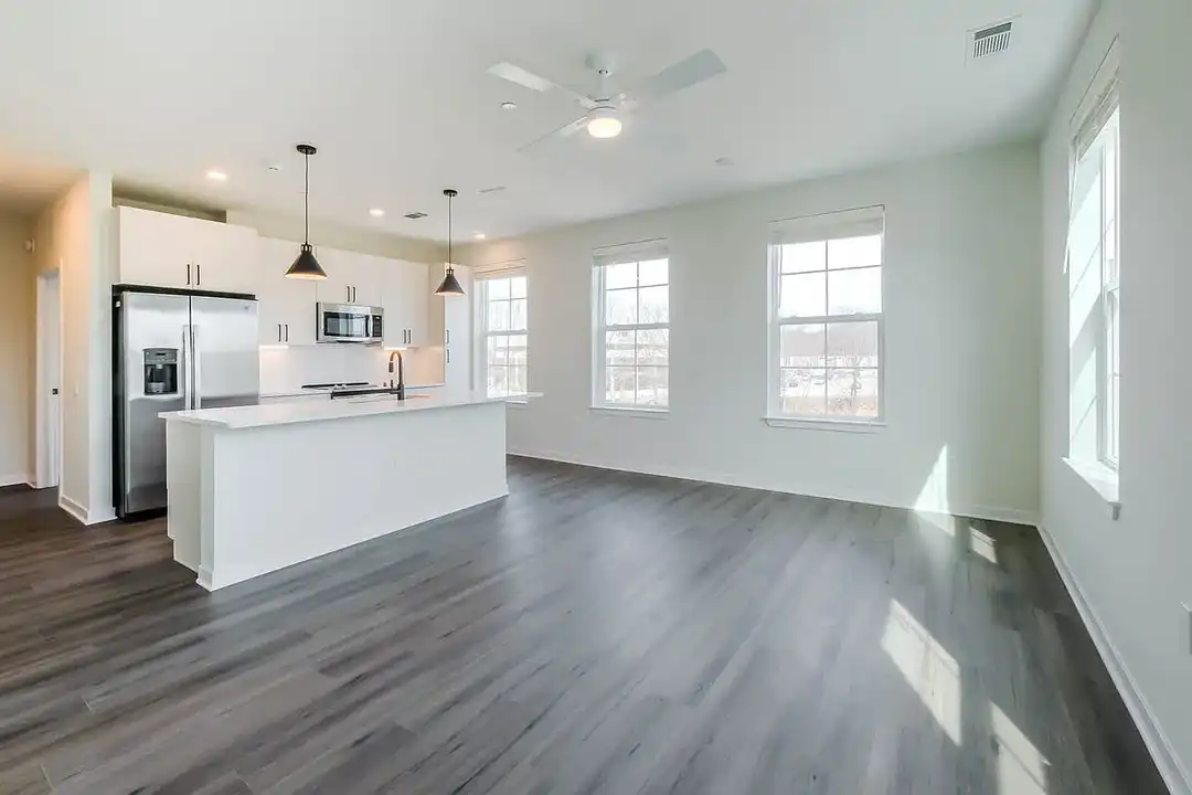 Alexan Harrison - 3 Westchester Park Dr - West Harrison, NY | Rent.