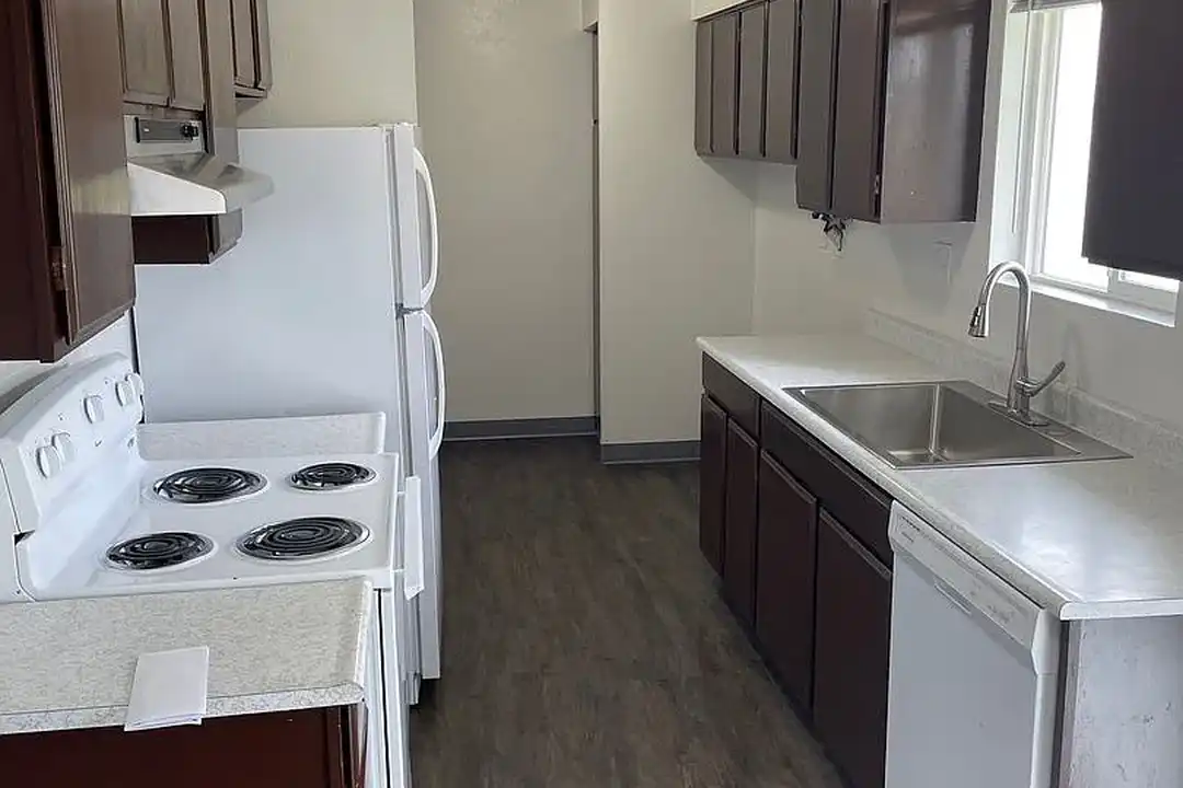 Ridgegate Apartments - 2201 SW Nye Ave - Pendleton, OR | Rent.