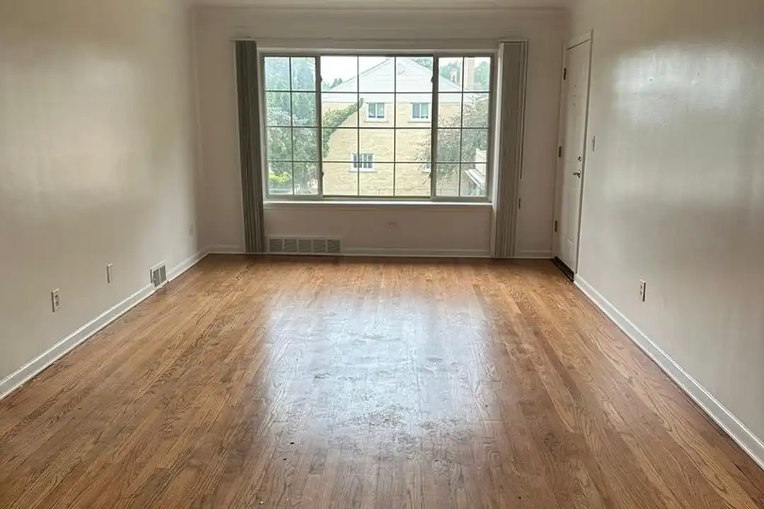 2101 E Maple Rd unit 2101 E MAPLE RD - Birmingham, MI | Rent.