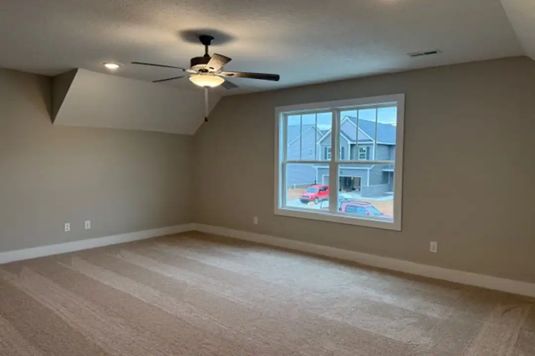 3229 Song Sparrow Dr - Maryville, TN | Rent.