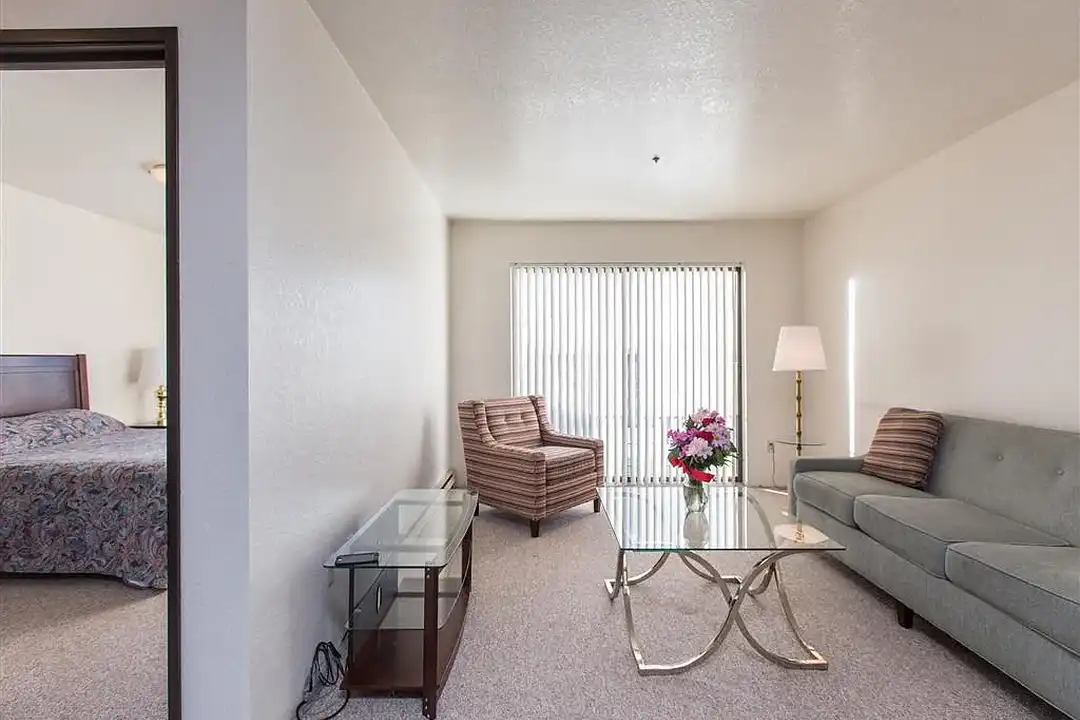 The Outlook Apartments - 234 E 15th Ave - Anchorage, AK | Rent.