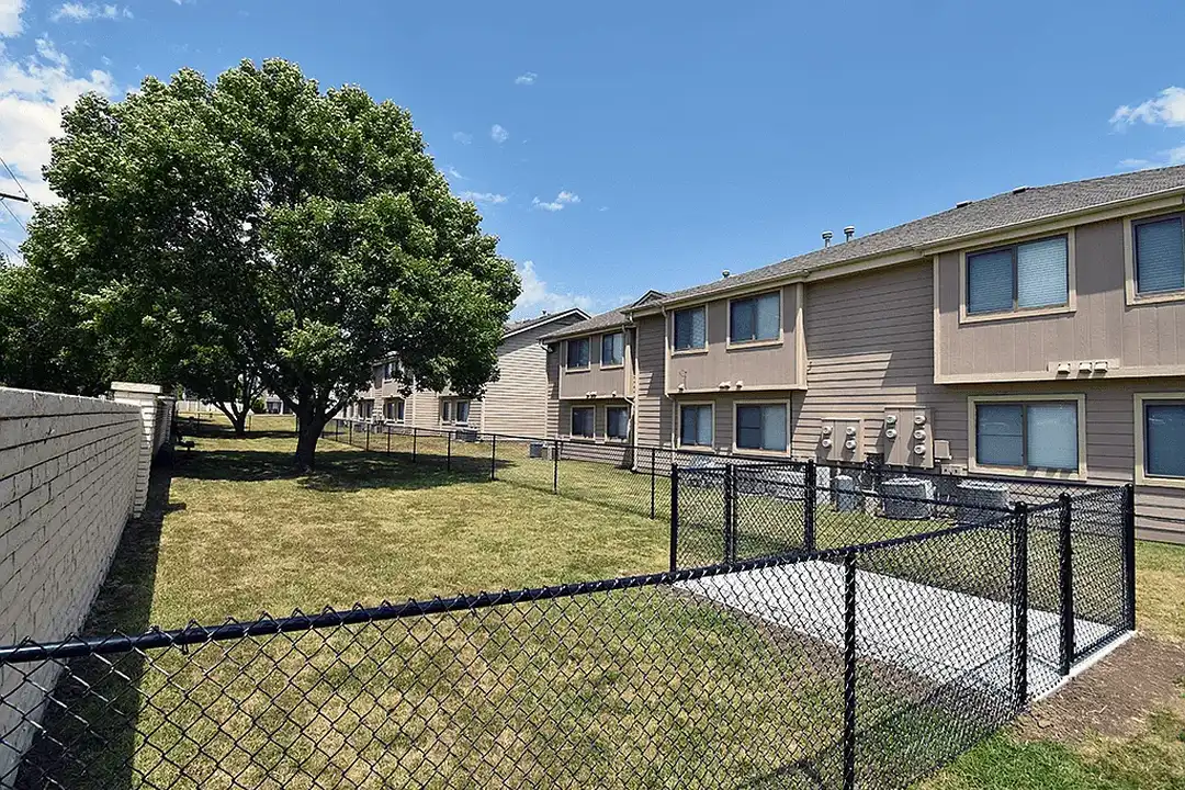 Springcreek Apartments and Townhomes - 1804 E Osage Rd - Derby, KS | Rent.