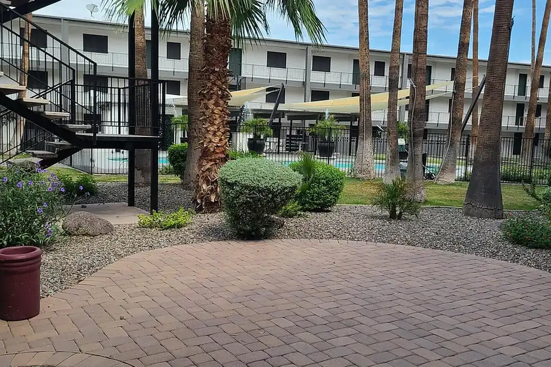 Greenhouse - 950 S Terrace Rd - Tempe, AZ | Rent.