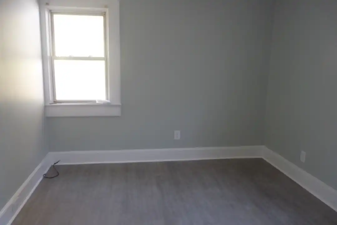 105 Francis St - Snow Hill, NC | Rent.