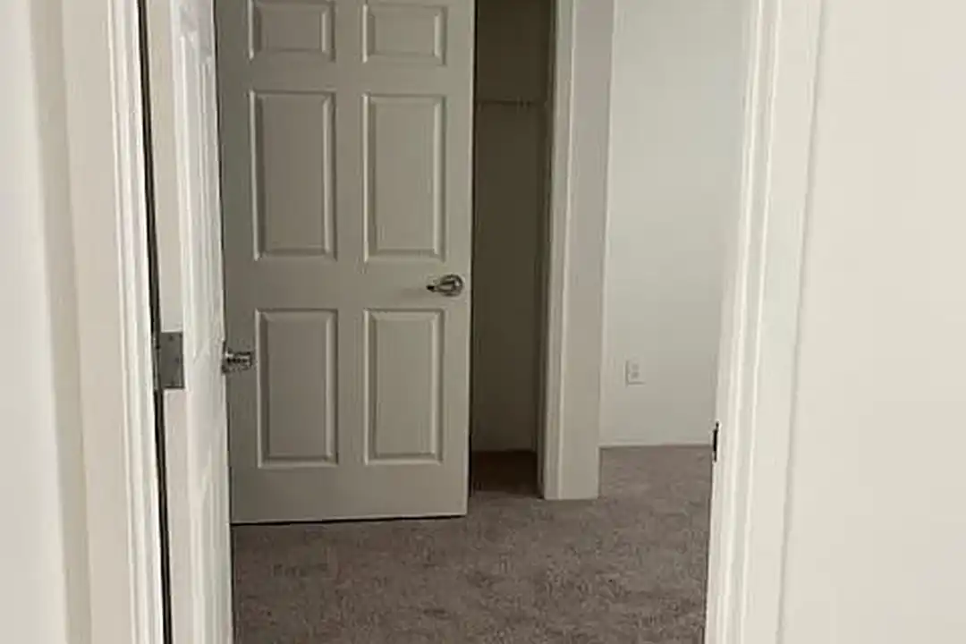 Kulana Hale - 1551 S Beretania St - Honolulu, HI | Rent.