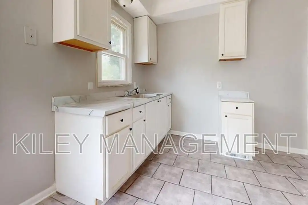 16501 Fairmount Dr - Detroit, MI | Rent.