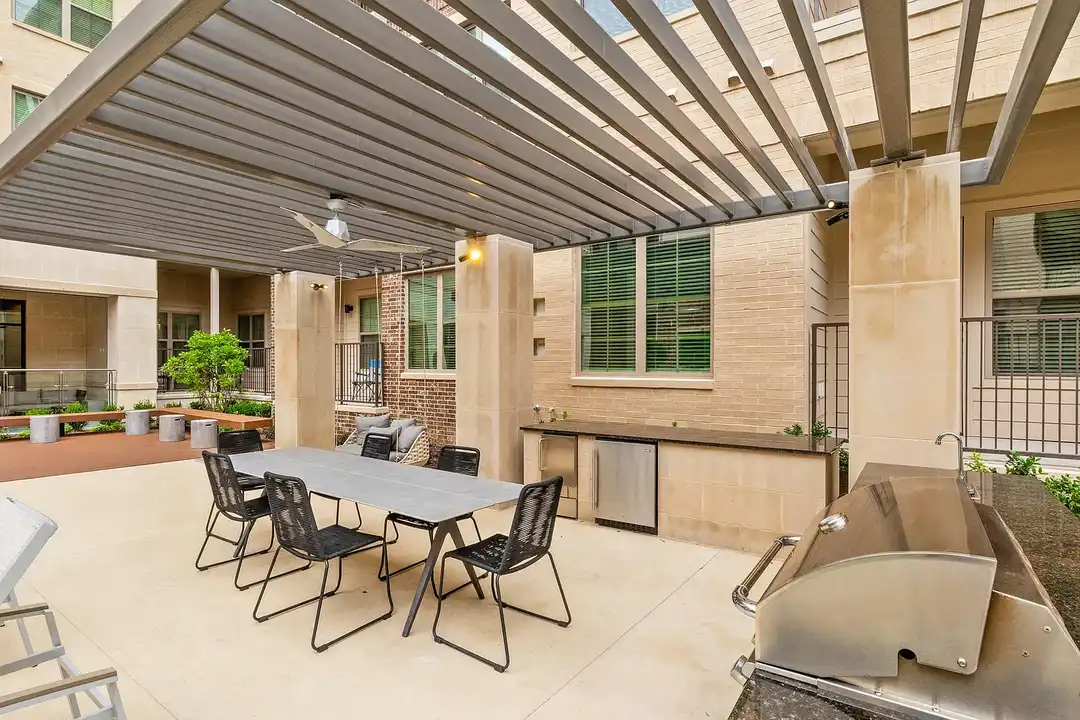 Addison Grove - 4150 Belt Line Rd - Addison, TX | Rent.