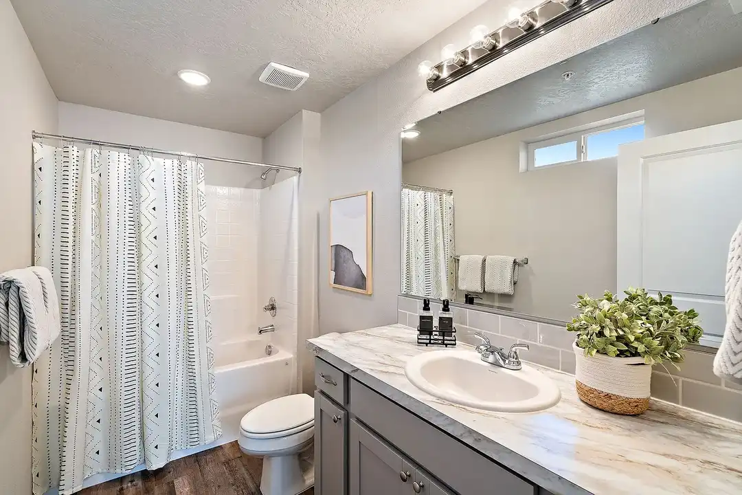 Brownstone Flats - 12086 W Greenstone St - Nampa, ID | Rent.