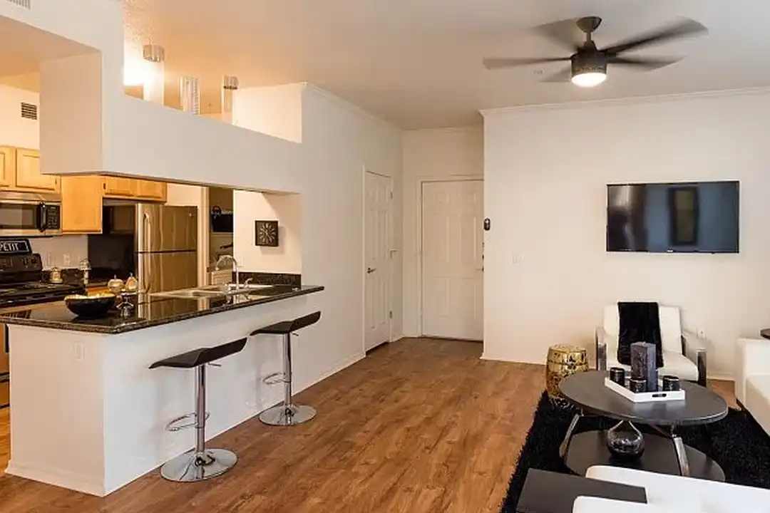 Red Rox Villas - 5401 E Van Buren St - Phoenix, AZ | Rent.