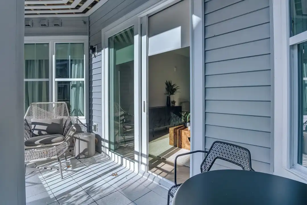 Modera Woodbridge - 10 Main St - Woodbridge, NJ | Rent.