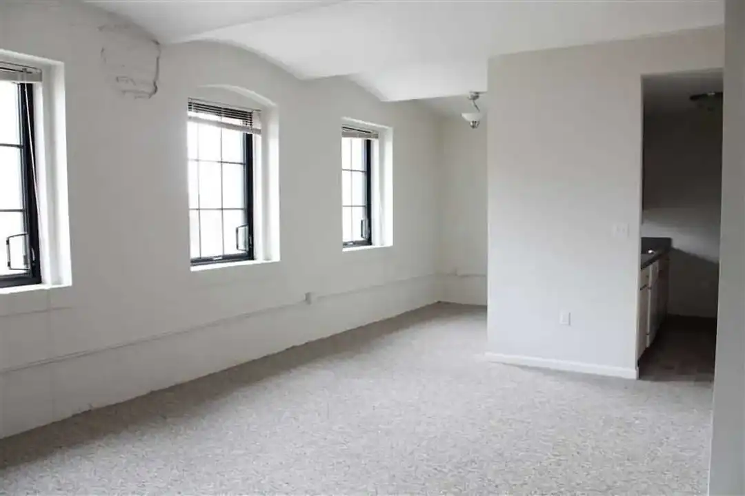 Armory Arts Apartments - 100 Armory Ct - Jackson, MI | Rent.