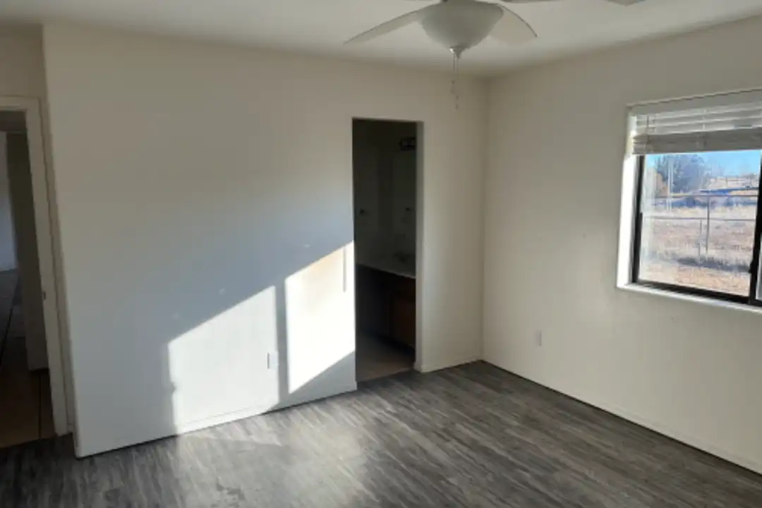 1034 W 7th S St - Snowflake, AZ | Rent.