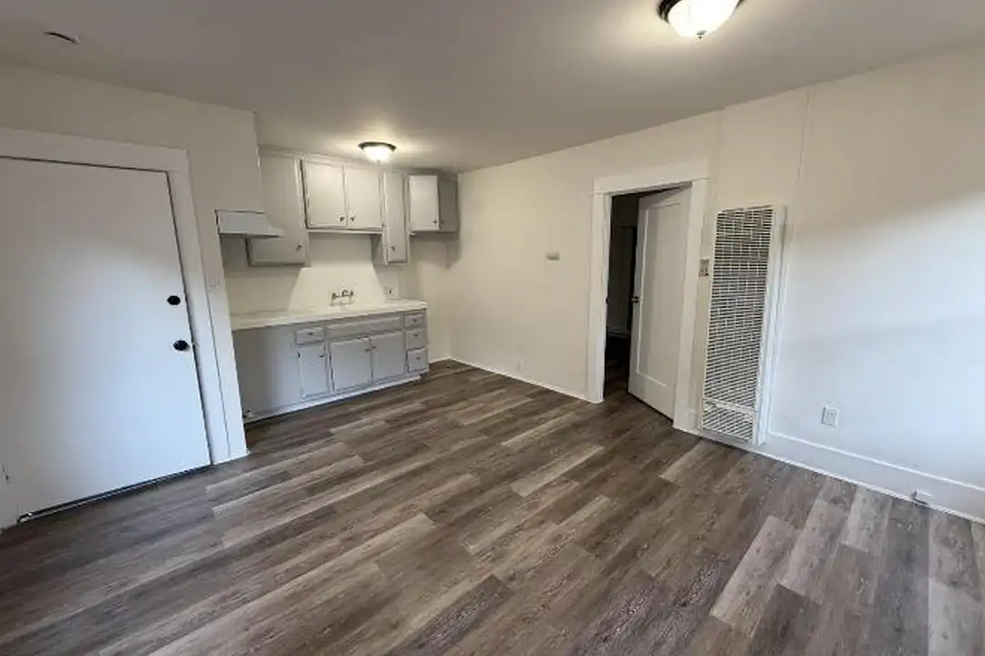 6606 Malabar St - Huntington Park, CA | Rent.