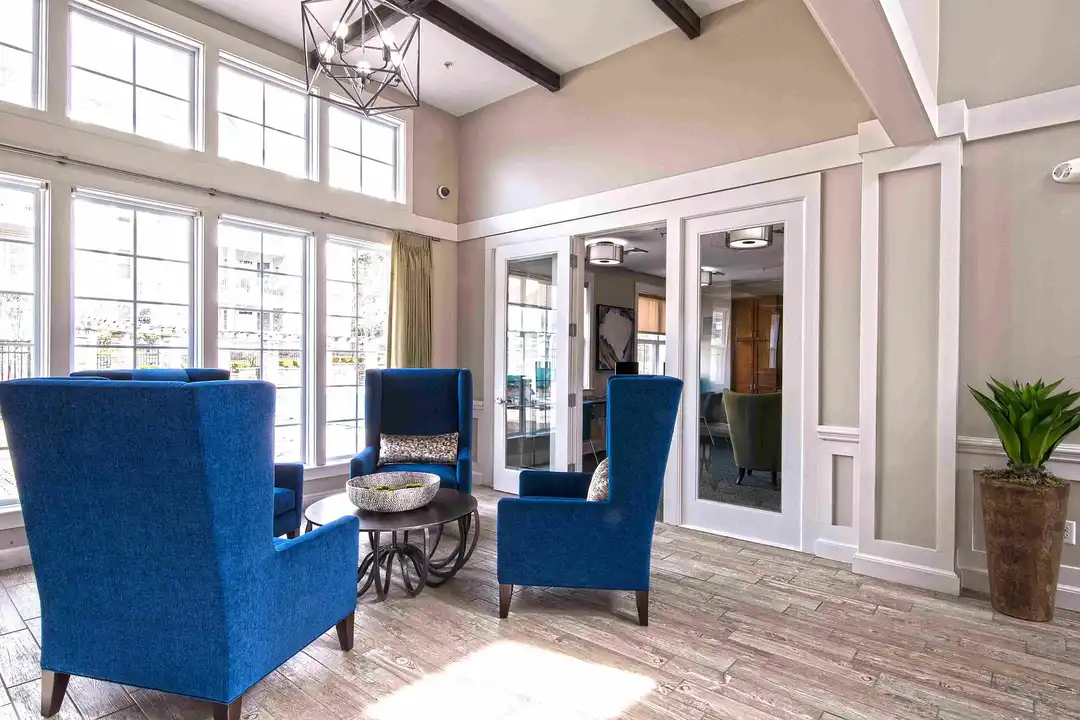 Reading Commons - 7 Archstone Cir - Reading, MA | Rent.